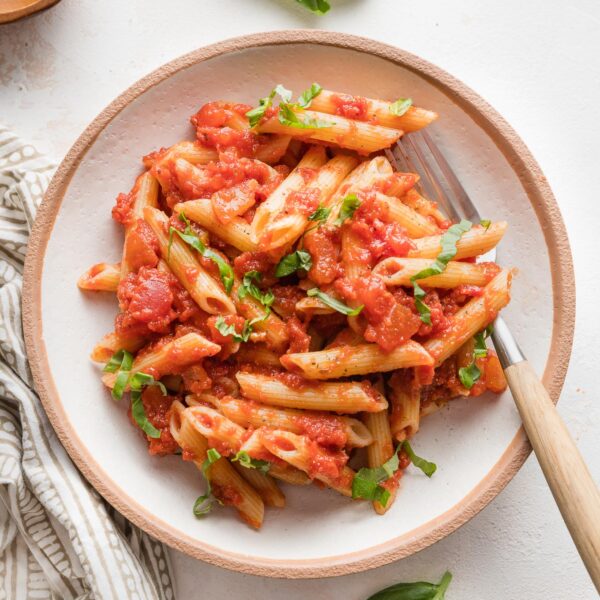 Pasta Marinara (Quick & Homemade) - Nourish and Fete